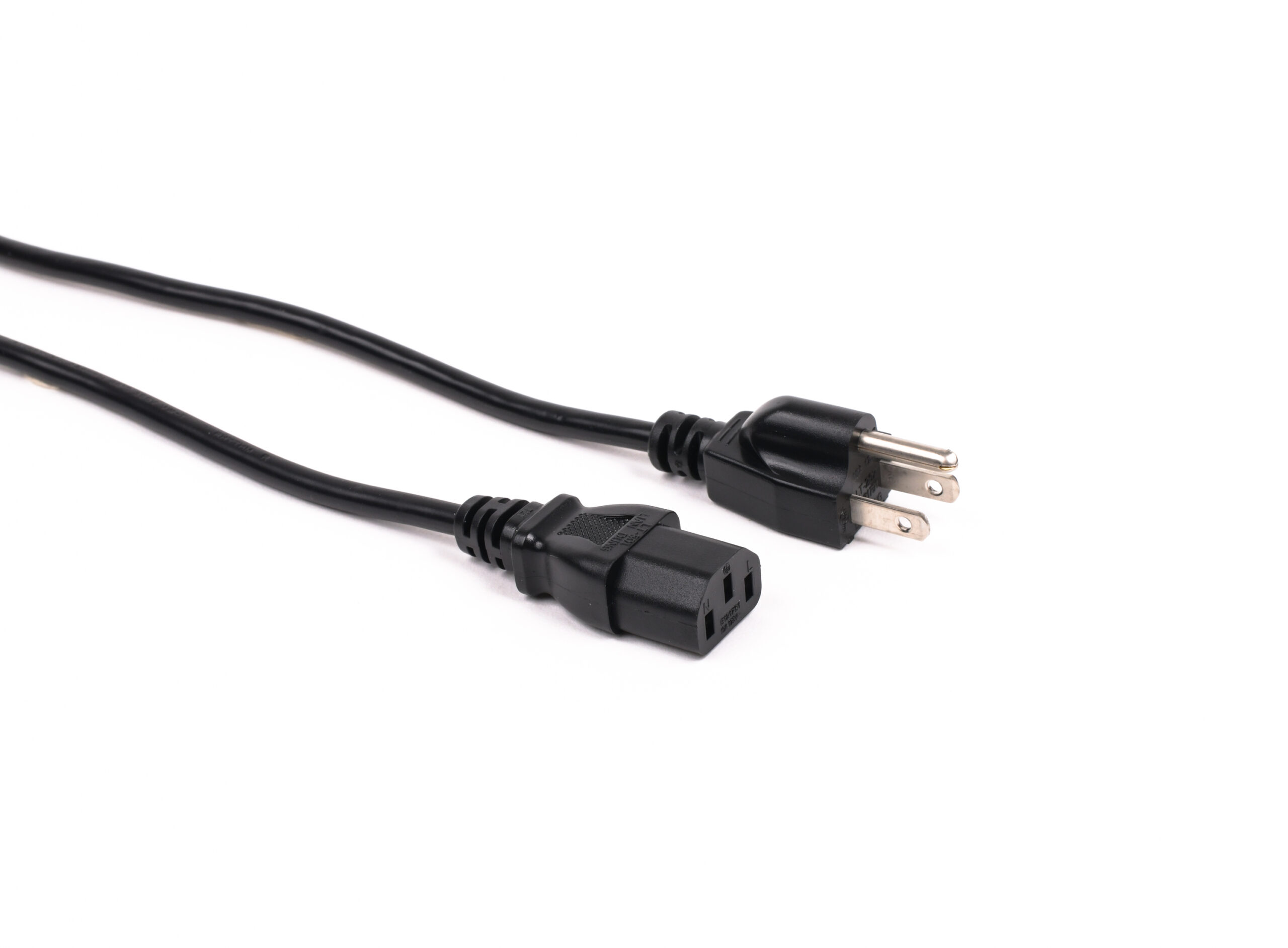 NEMA 5-15P to IEC320-C13 6'0" 18AWG SVT Black Power Cord | Webber ...